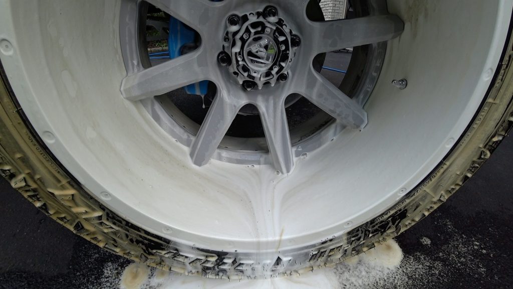 Auto Fanatic Professional Wheel Cleaning Foam – Auto-Fanatic