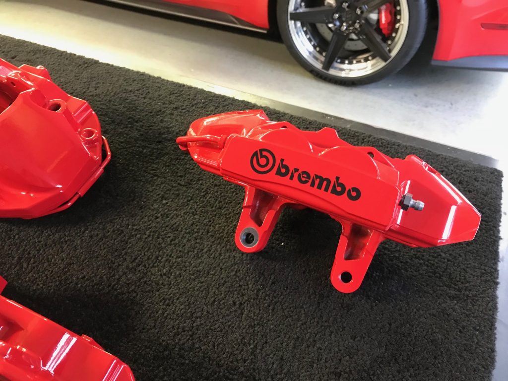 Shelby GT350 Custom Brembo Brake Calipers (Inquire) – Auto-Fanatic