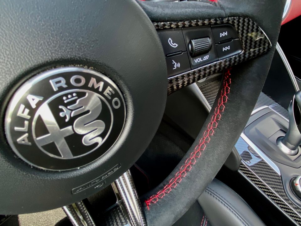 Alfa Romeo Giulia QV Custom Alcantara/Carbon Fiber Steering Wheel (Made ...